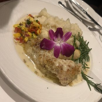 SUMMIT HOUSE - Updated November 2024 - 5211 Photos & 2583 Reviews ...