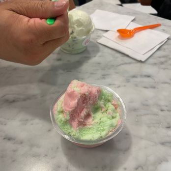 CONFETTI ITALIAN ICE & CUSTARD - Updated August 2024 - 2994 Photos ...