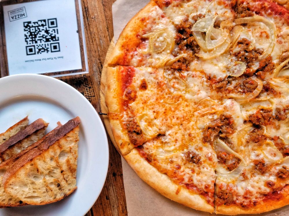 PIZZA MIZZA PARLOR AND ARCADE - Updated October 2024 - 29 Photos & 20 ...