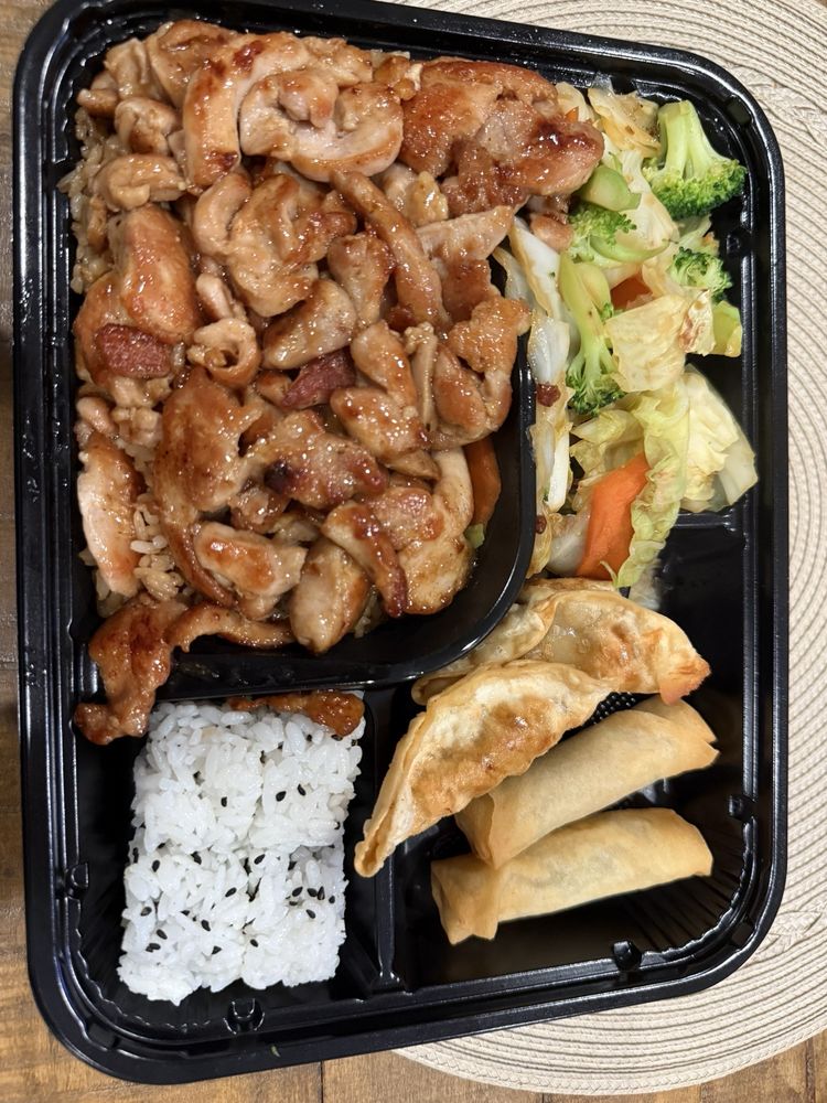 FIREWORK HIBACHI - Updated October 2025 - 22 Photos & 13 Reviews - 8082 ...