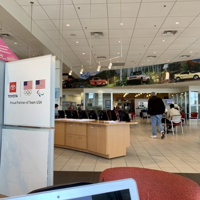 AUTONATION TOYOTA ARAPAHOE - Updated December 2025 - 127 Photos & 872 ...