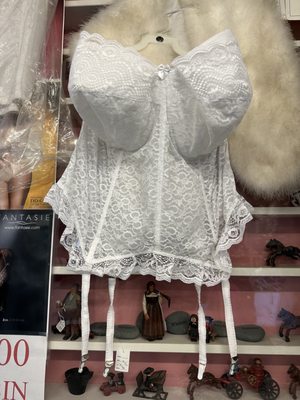 C C’S LINGERIE & BRIDAL BRAS - Updated April 2025 - 15 Photos & 92 ...