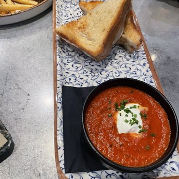 KINFOLK SOUTHERN KITCHEN - Updated September 2025 - 584 Photos & 293 ...