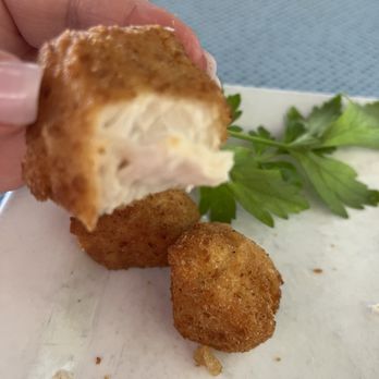 WAHOO’S BISTRO & PATIO - Updated September 2025 - 38 Photos & 33 ...