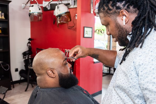 BILLIONAIRE’S BARBER SHOP CARY - 55 Photos & 53 Reviews - 261 Grande ...