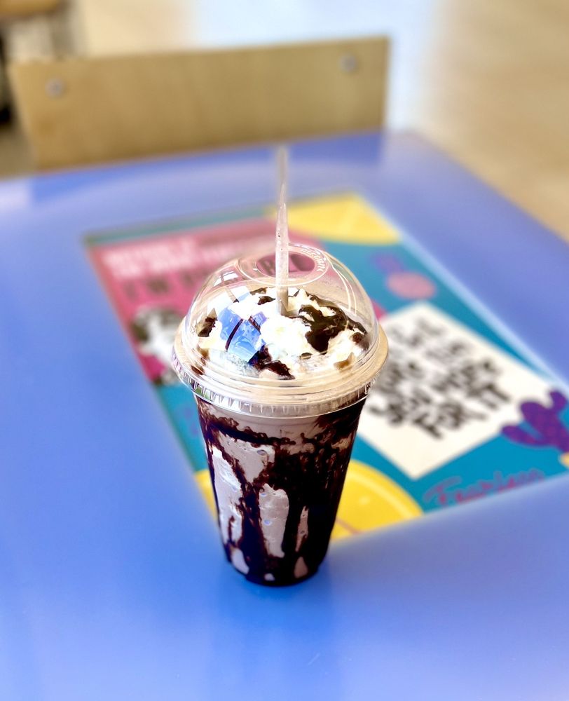 THE SHOPPES AT BUCKLAND HILLS - Updated September 2024 - 267 Photos ...