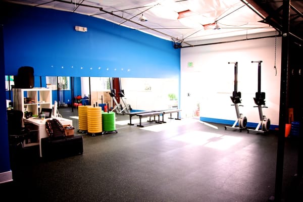 CROSSFIT BEACH BOX - Updated December 2025 - 83 Photos & 30 Reviews ...