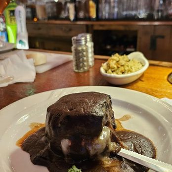 COLONY HOUSE RESTAURANT - Updated August 2025 - 155 Photos & 247 ...