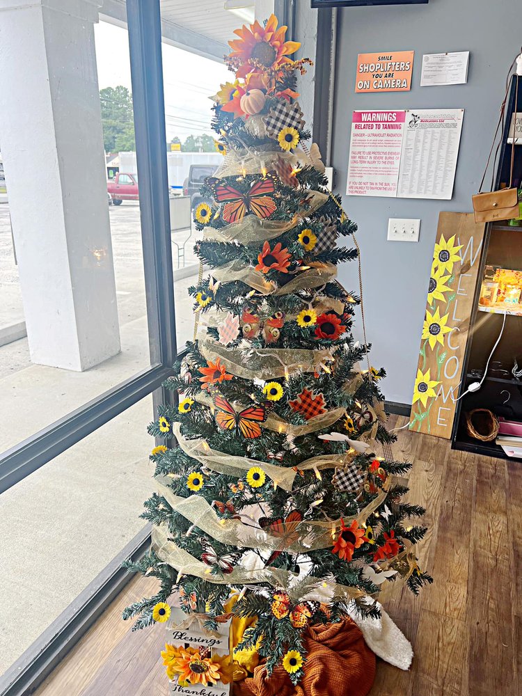 TANFASTIC BOUTIQUE - Updated August 2025 - Request an Appointment - 32 ...