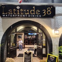LATITUDE 38 WATERFRONT ANNAPOLIS - Updated December 2025 - 180 Photos ...