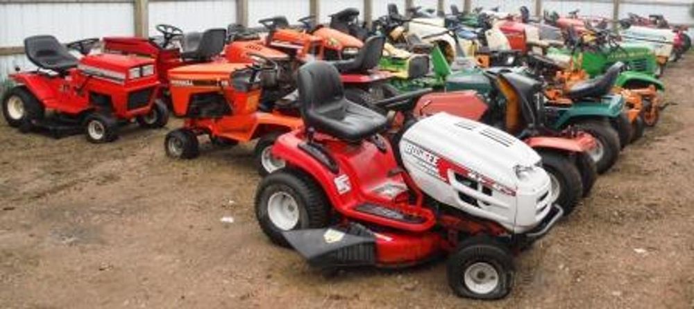 LIGHT TRUCK PARTS - Updated January 2026 - 16 Photos - 1811 Lake St ...