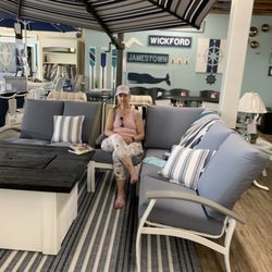 Chariho furniture clearance store