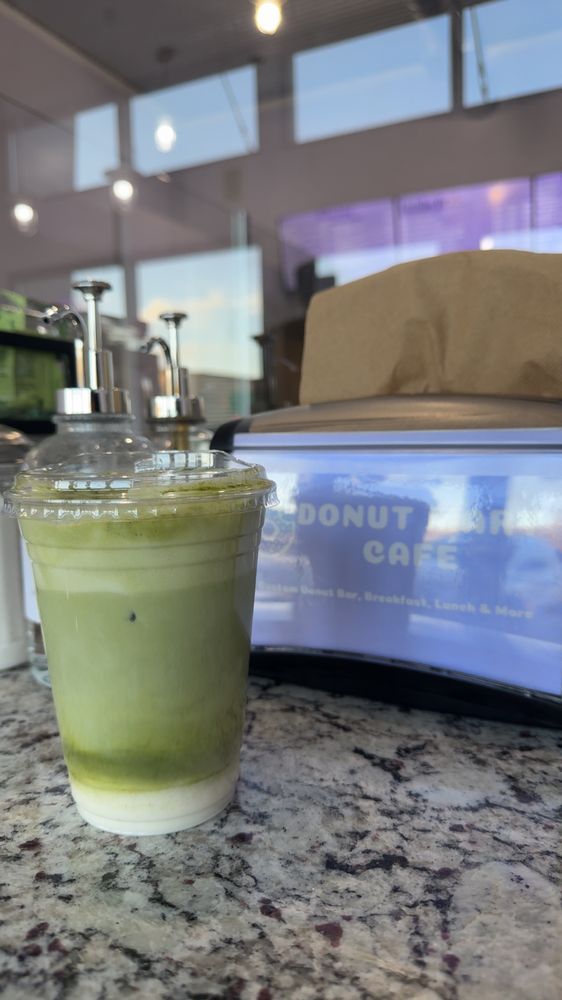 DONUT MART CAFE - Updated December 2025 - 34 Photos & 13 Reviews - 6400 ...