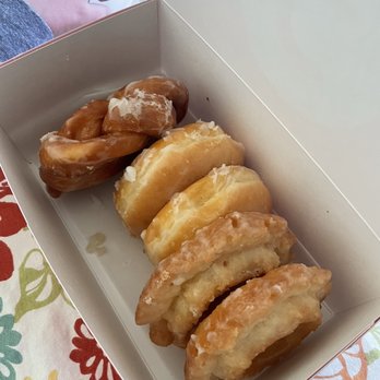 COCO DONUTS - PORTLAND - Updated June 2025 - 54 Photos & 82 Reviews ...