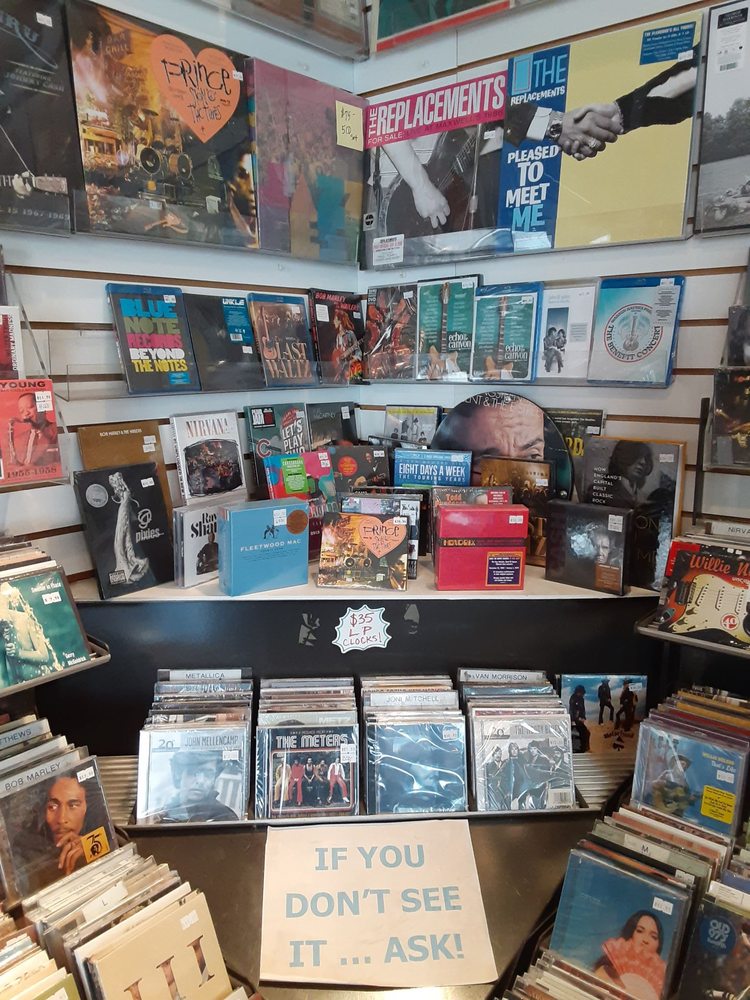 MAIN STREET MUSIC - 13 Photos & 50 Reviews - 4444 Main St, Philadelphia ...