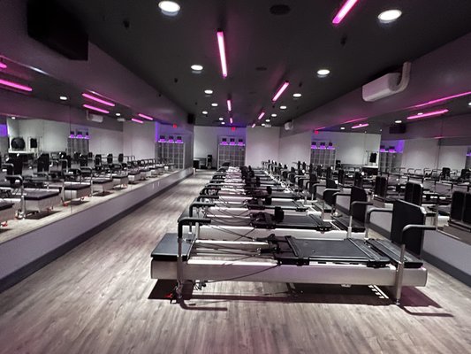 BODYROK - Updated October 2025 - 27 Photos & 21 Reviews - 806 Avenida ...