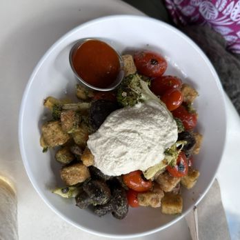 CALI - TAMPA PALMS - Updated May 2024 - 701 Photos & 752 Reviews ...