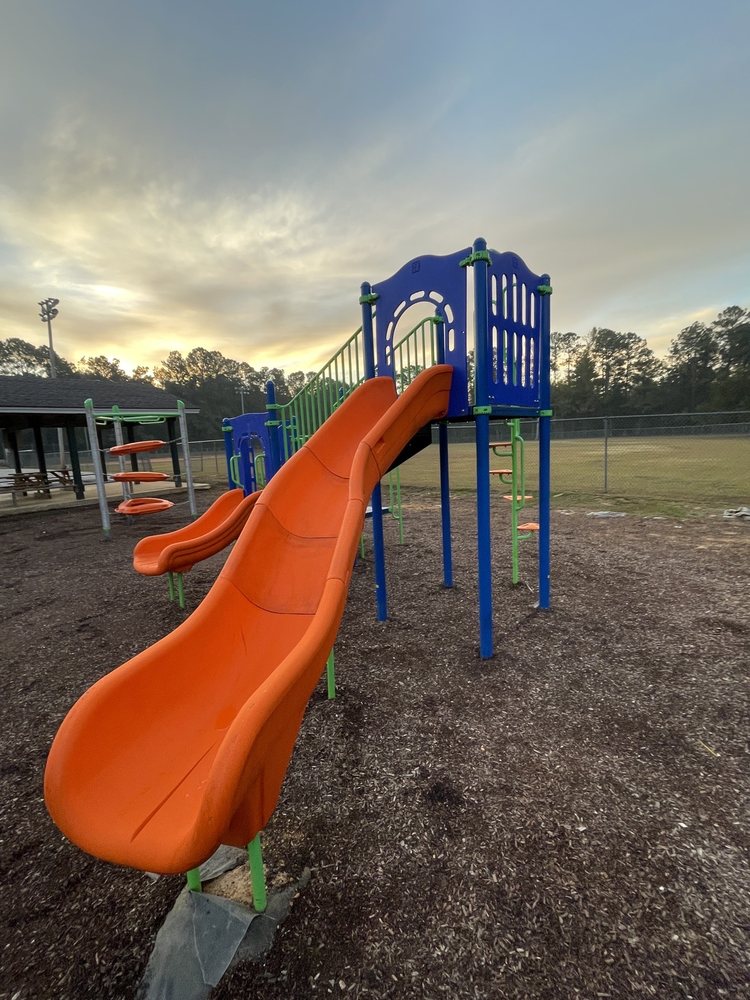 ULMER PARK - Updated September 2024 - 107 Photos - 1403 Shedrick Hardy ...