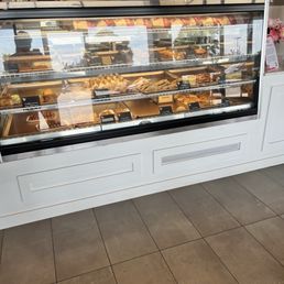 VICKY BAKERY - Updated October 2025 - 57 Reviews & 131 Photos - 4556 S ...