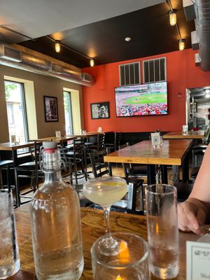 STATESIDE - Updated December 2025 - 134 Photos & 377 Reviews - 1536 E ...