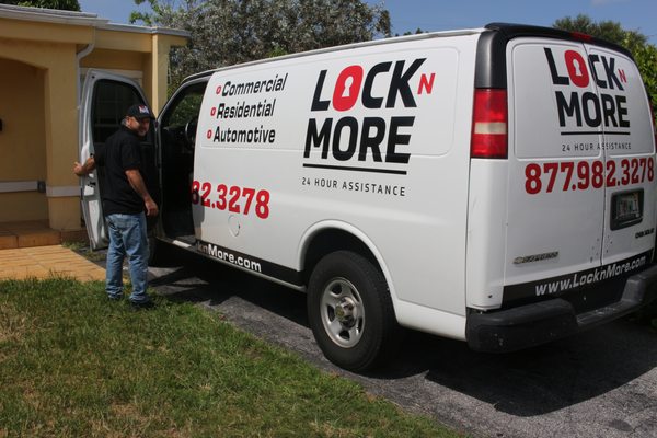 LOCK N MORE LOCKSMITH - Updated December 2025 - 38 Photos & 31 Reviews ...