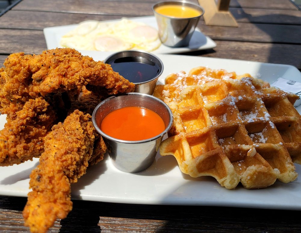 PATRICK MOLLOY’S - 429 Photos & 767 Reviews - 50A Pier Ave, Hermosa ...