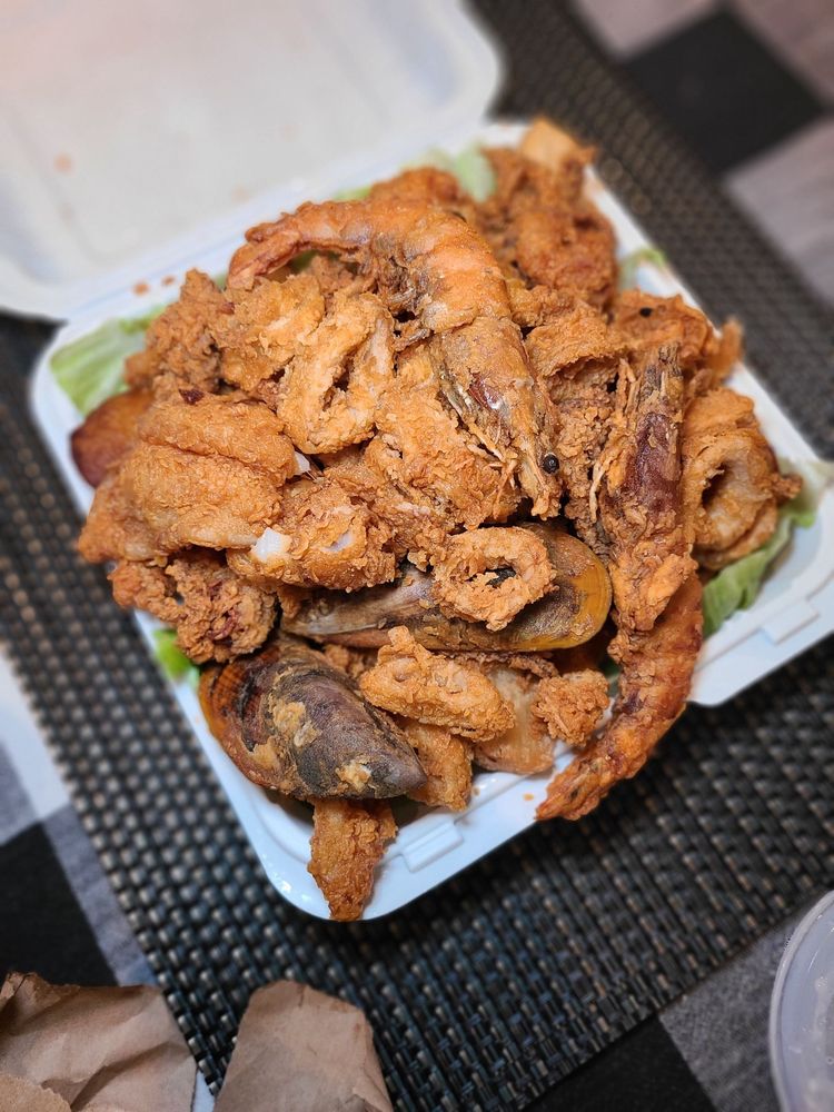 LISTO EL POLLO - Updated December 2025 - 350 Photos & 355 Reviews ...