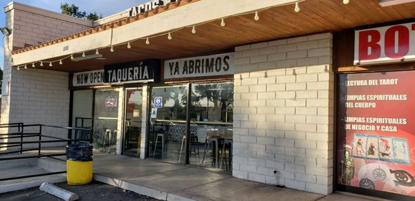 TACOS Y MÁS - 148 Photos & 160 Reviews - Tacos - 10203 Hole Ave ...