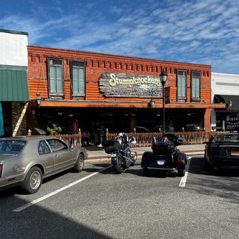 STUMPKNOCKERS ON THE SQUARE - 120 Photos & 191 Reviews - 110 W Main St ...