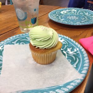 CAKES AND MOORE BAKERY - 29 Photos & 14 Reviews - 2112 Blvd, Colonial ...