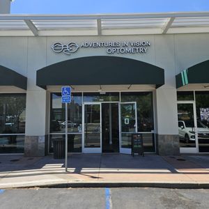 SACRAMENTO EYE CONSULTANTS - Updated December 2025 - 1615 Creekside Dr ...