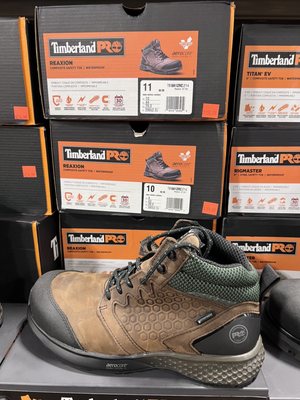 SHIPTON’S BIG R - Updated November 2025 - 30 Photos & 11 Reviews - 2600 ...