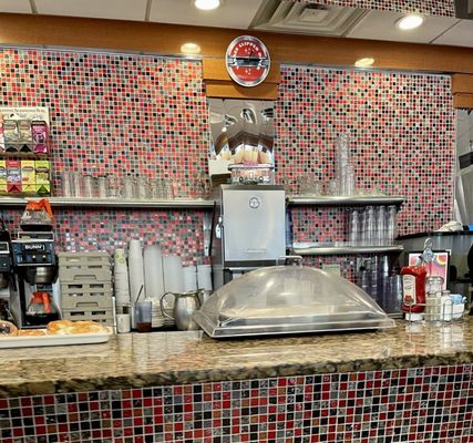 YANKEE CLIPPER DINER - Updated March 2025 - 230 Photos & 209 Reviews ...