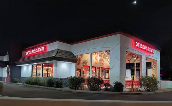 DAVE’S HOT CHICKEN - Updated December 2025 - 363 Photos & 413 Reviews ...