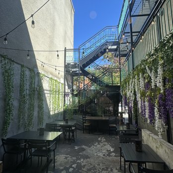 NIHAO - Updated June 2024 - 795 Photos & 264 Reviews - 2322 Boston St ...