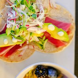 LILY AND LIAM BISTRO - Updated January 2025 - 358 Photos & 300 Reviews ...