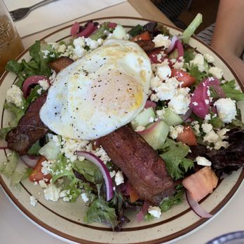 THE MONT - Updated December 2024 - 120 Photos & 111 Reviews - 2411 SE ...