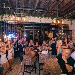 POUR BEHAVIOR - Updated May 2025 - 649 Photos & 630 Reviews - 2211 ...