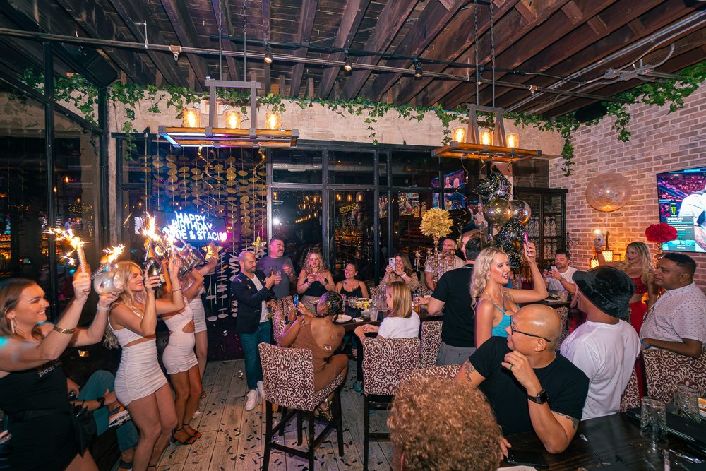 POUR BEHAVIOR - Updated May 2025 - 649 Photos & 630 Reviews - 2211 ...