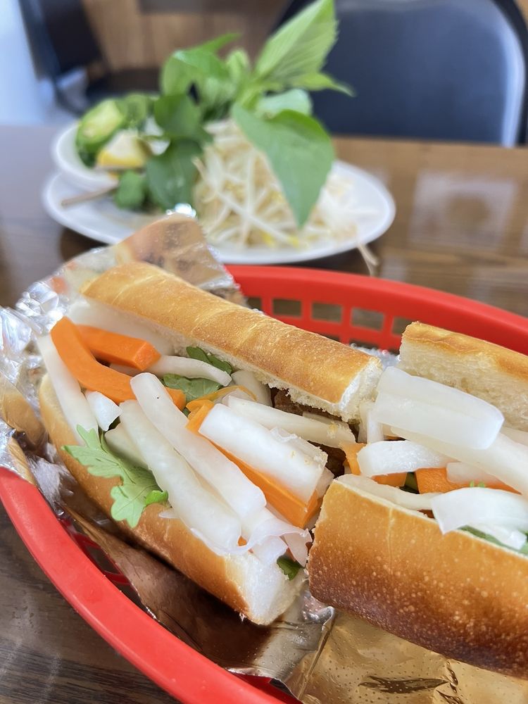 YUM YUM PHO - Updated November 2024 - 286 Photos & 122 Reviews - 99-163 Moanalua Rd, Aiea ...