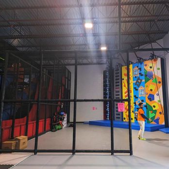 FUNPLEX - Updated October 2025 - 21 Photos - 28 Towne Ctr Way, Hampton ...