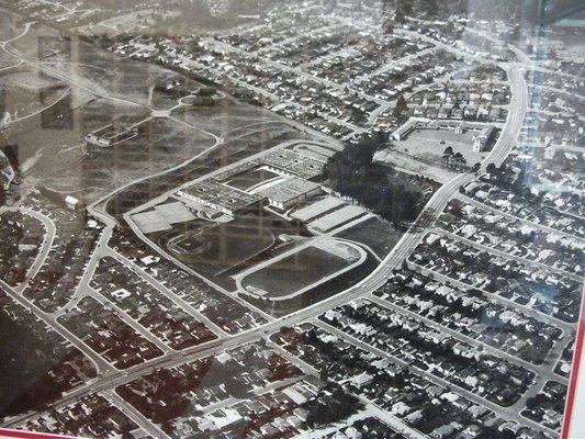 ARAGON HIGH SCHOOL - Updated October 2025 - 22 Photos & 18 Reviews - 900 Alameda De Las Pulgas ...