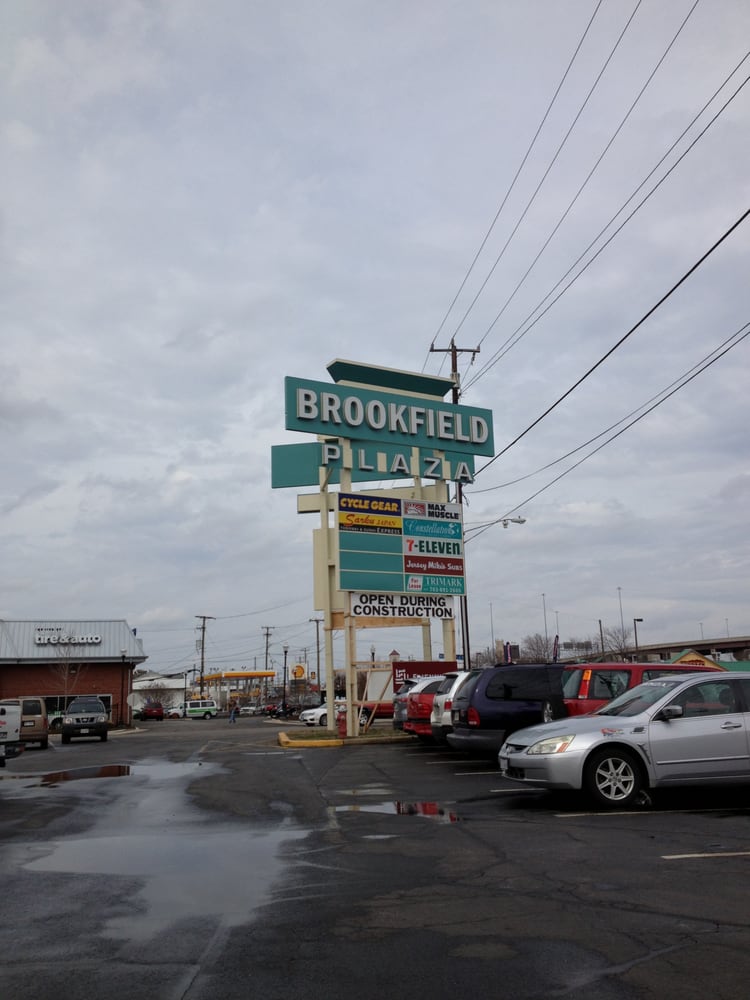 BROOKFIELD PLAZA - Updated November 2024 - 7012 Brookfield Plz ...