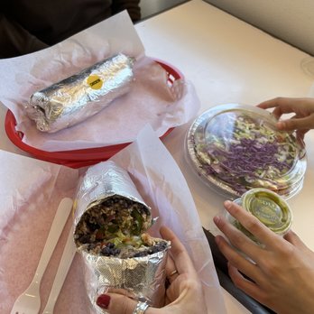 FREEBIRDS - Updated June 2024 - 538 Photos & 1376 Reviews - 879 ...