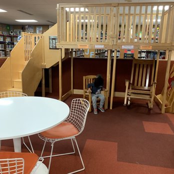 OAK RIDGE PUBLIC LIBRARY - Updated December 2025 - 30 Photos - 1401 Oak ...