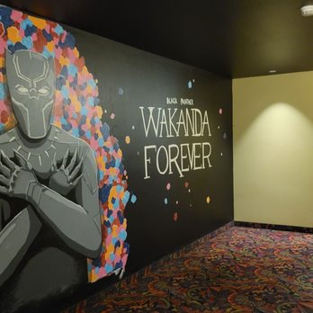 REGAL FOX TOWER - Updated December 2025 - 182 Photos & 136 Reviews ...