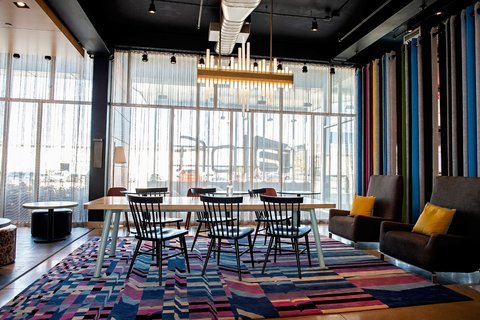 ALOFT TULSA - Updated September 2025 - 180 Photos & 103 Reviews - 6716 ...