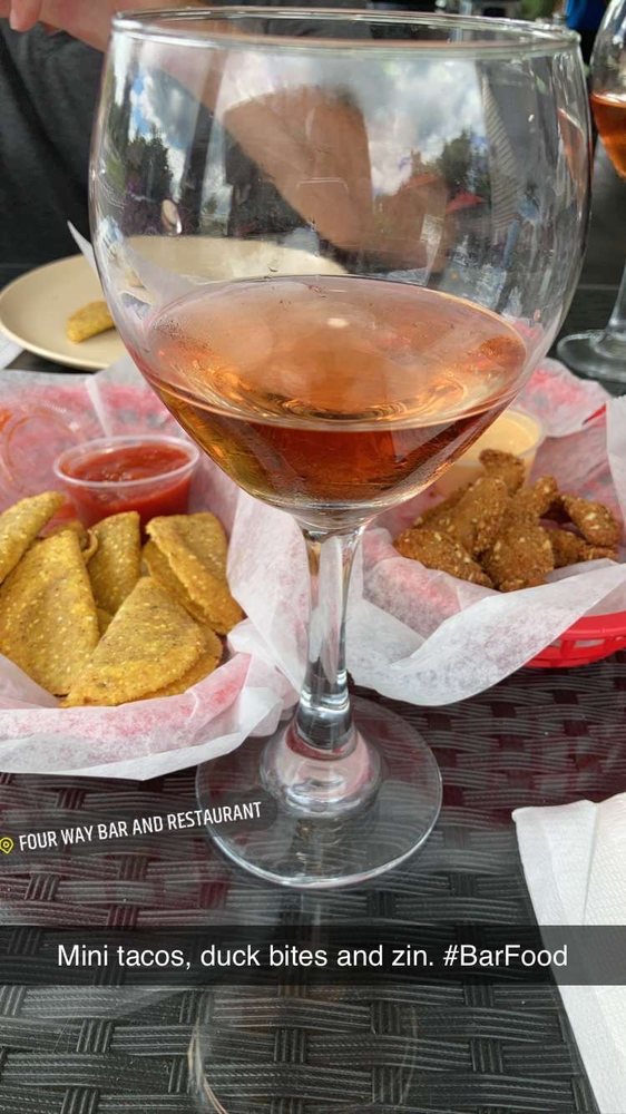 FOUR WAY BAR & RESTAURANT - Updated July 2024 - 17 Photos & 27 Reviews ...