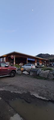 THE COMMONWEALTH - Updated January 2025 - 238 Photos & 326 Reviews - 10 ...