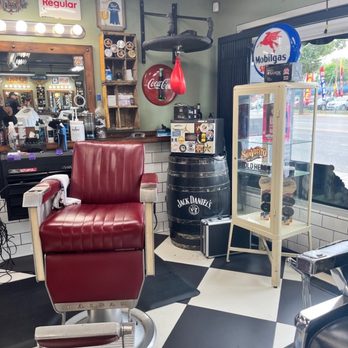 STACHE HOUSE BARBERSHOP - Updated May 2025 - 175 Photos & 286 Reviews ...